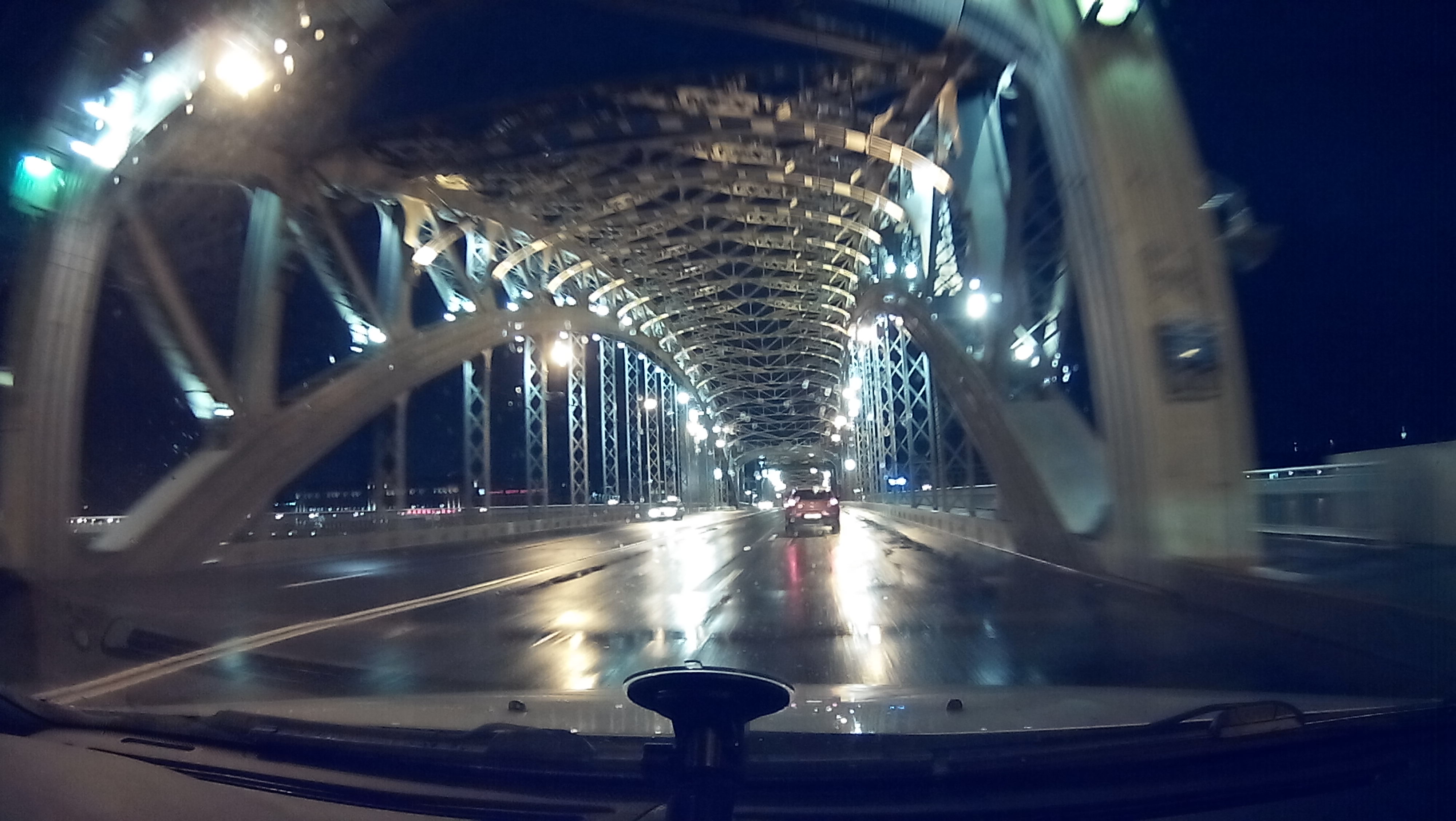 Автомобильный видеорегистратор Hyundai H92