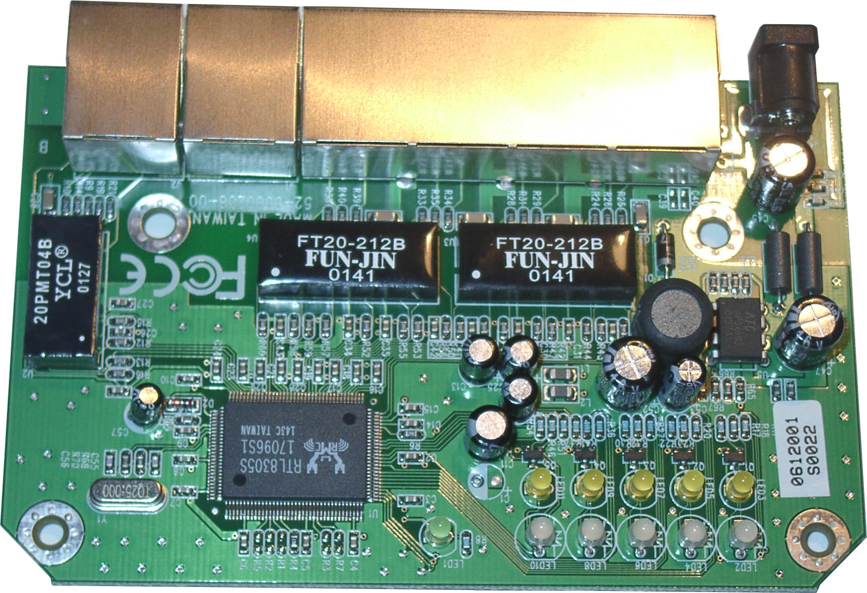 Миникоммутаторы HardLink HS-05D и HS-08