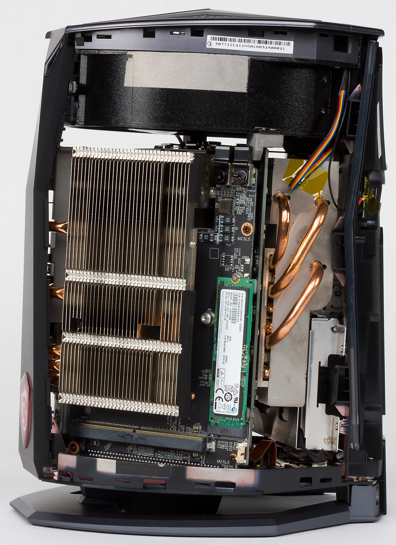 Компактный игровой компьютер MSI Vortex G65VR 7RF: