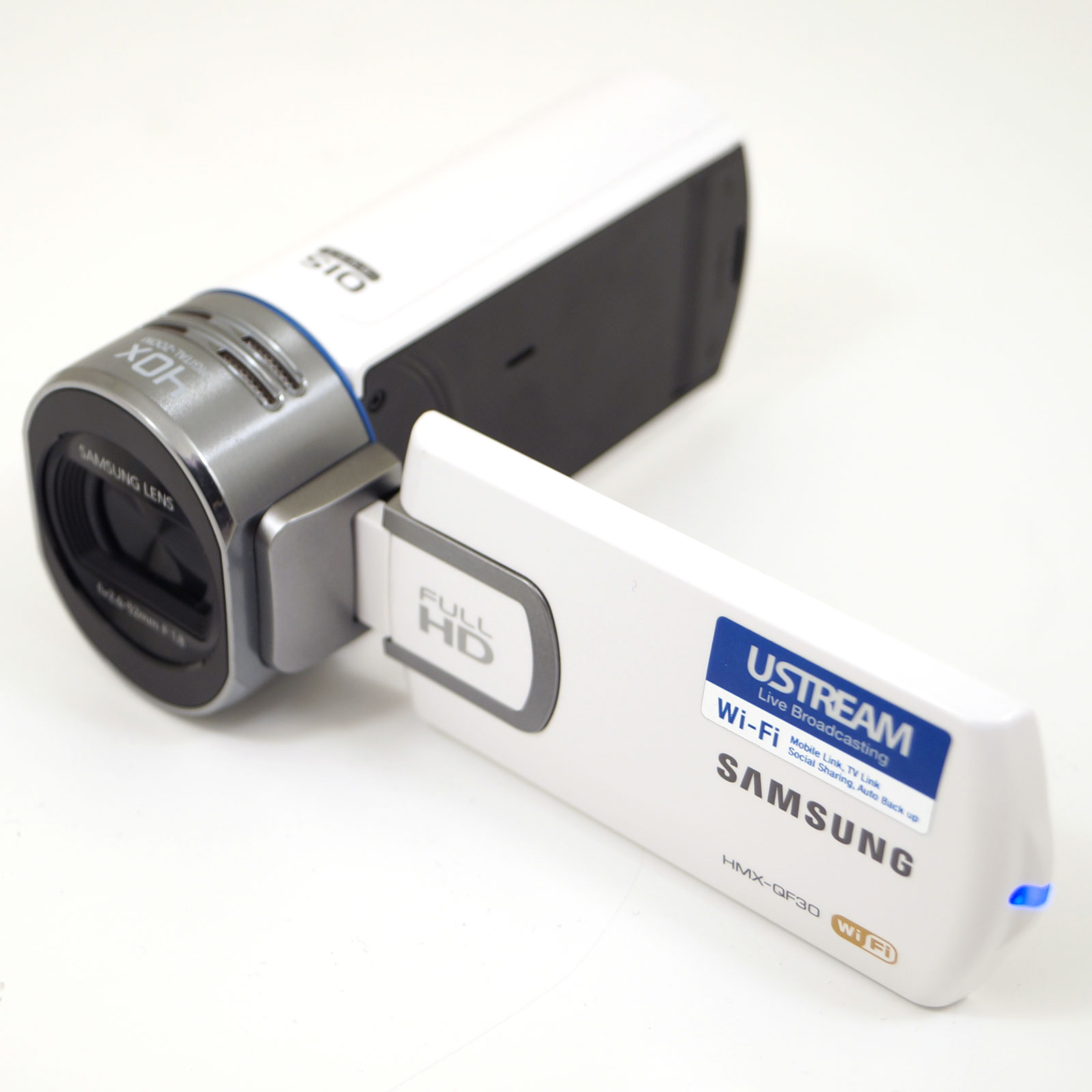 Видеокамера Samsung HMX-QF30