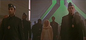 Фильм Хроники Риддика (The Chronicles of Riddick) — обзор DVD диска