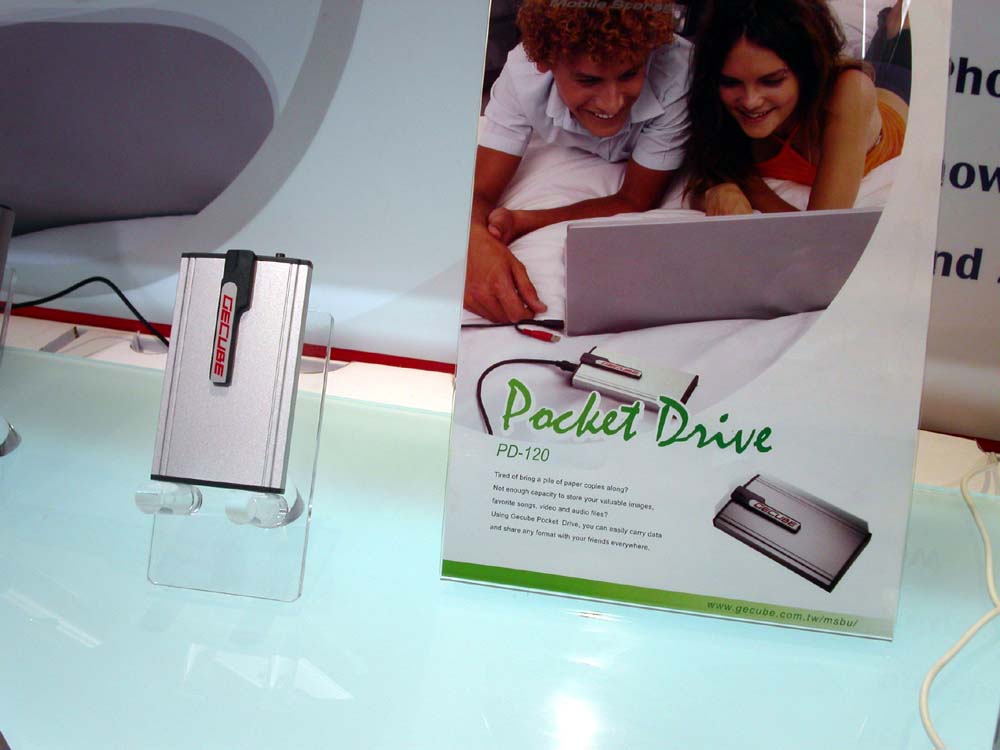 CeBIT 2005 — Выставка «по инерции»