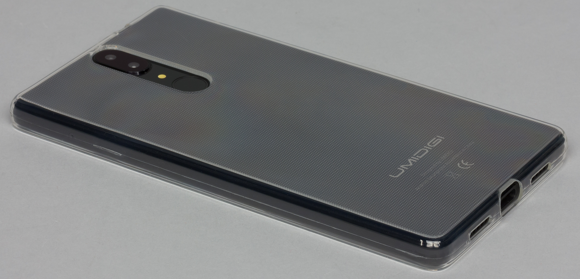 Обзор недорогого смартфона Umidigi Crystal с условно безрамочным дизайном