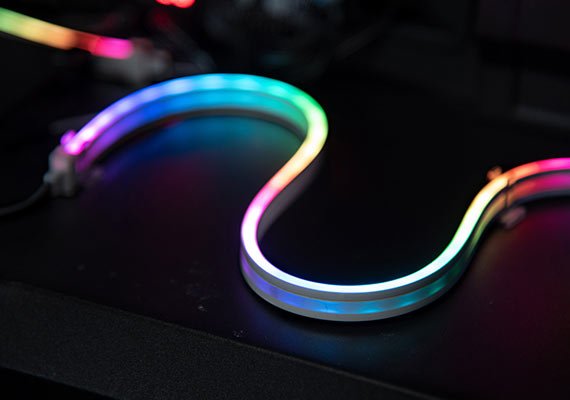 Teamgroup использует в ленте ARGB LED Uniform Strip необычно мелкие ...