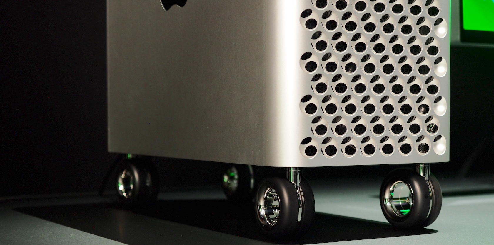 Для Mac Pro наконец-то стала доступна видеокарта, представленная ещё в ...