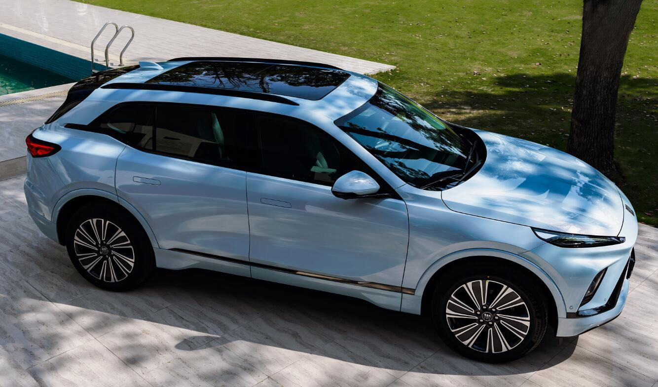 SAIC General Motors впервые в истории продала более 100 000 машин на ...