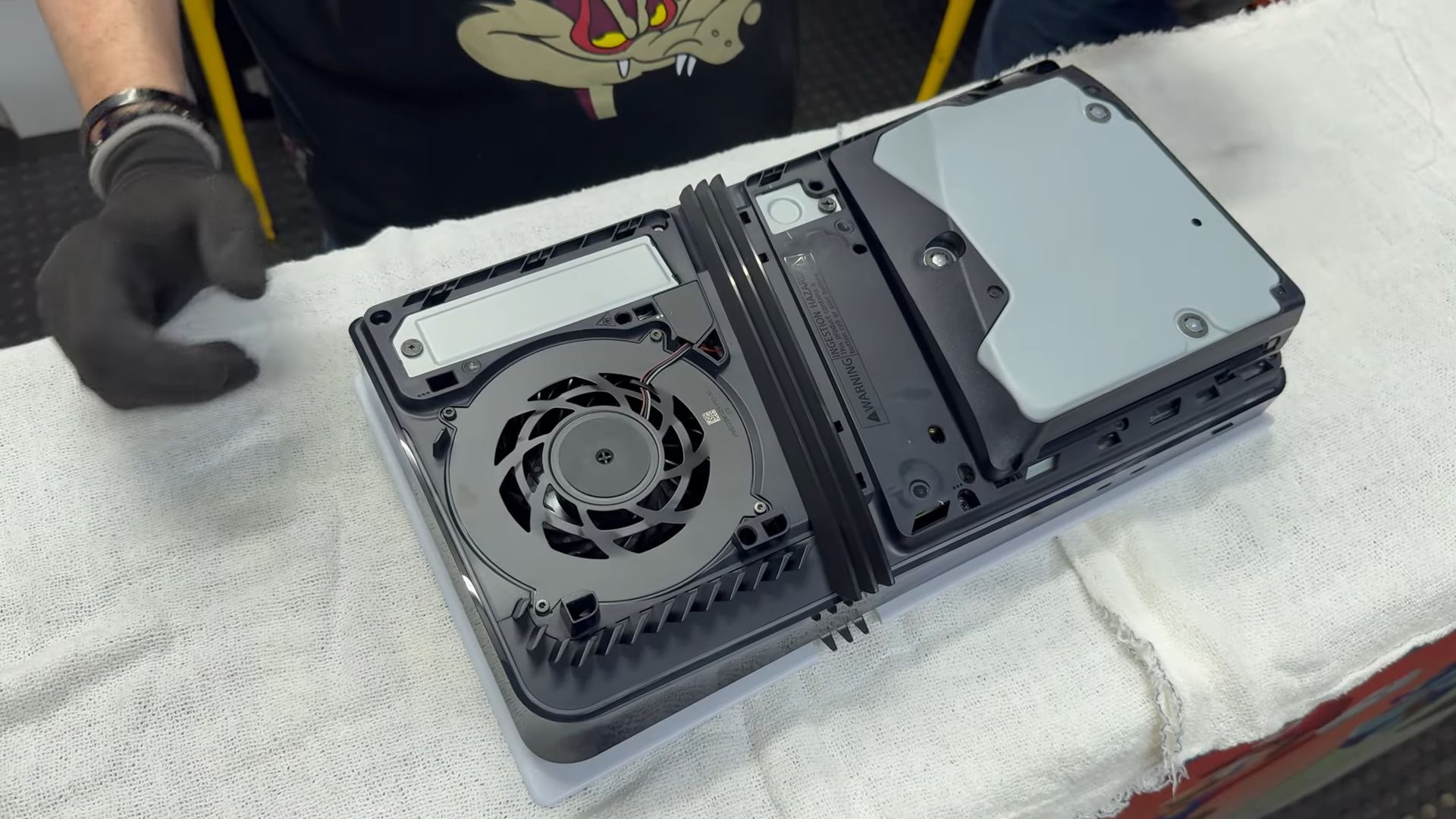 У PlayStation 5 Pro обнаружили скрытые 2 ГБ памяти. Все параметры ...