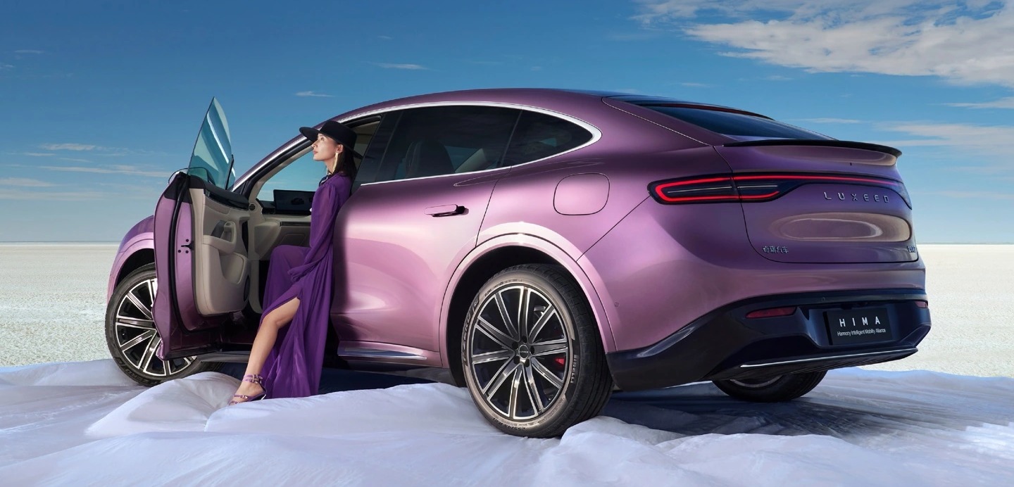 Luxeed R7 от Chery и Huawei пользуется большим спросом, а покупателей ...