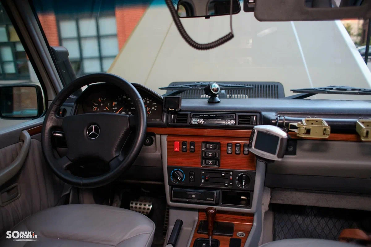 В России на продажу выставили крутой «Гелик», который служил в ...