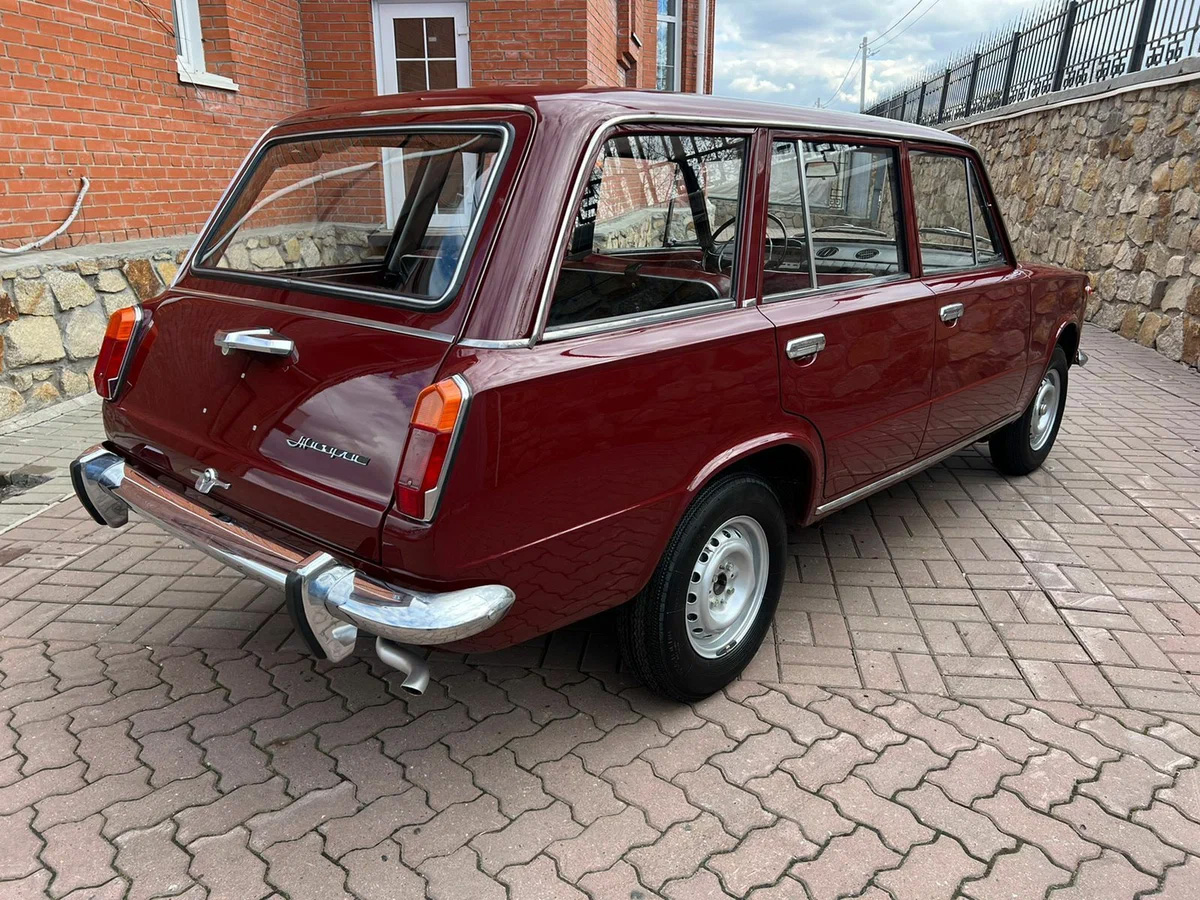 В России продают уникальный ВАЗ-2102 — его выпустили в первый день ...