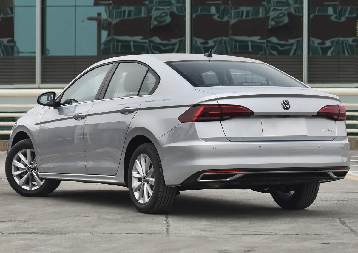 В Россию привезли «элитный» Volkswagen Bora — с самым мощным мотором ...