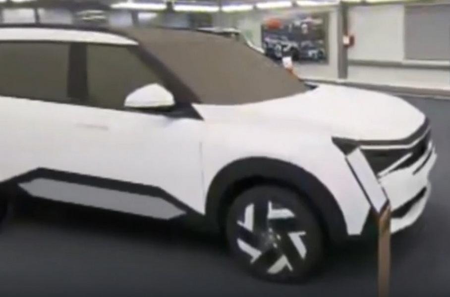 Первый минивэн Lada B-Van имеет много общего с кроссовером B+ Cross. Появились подробности