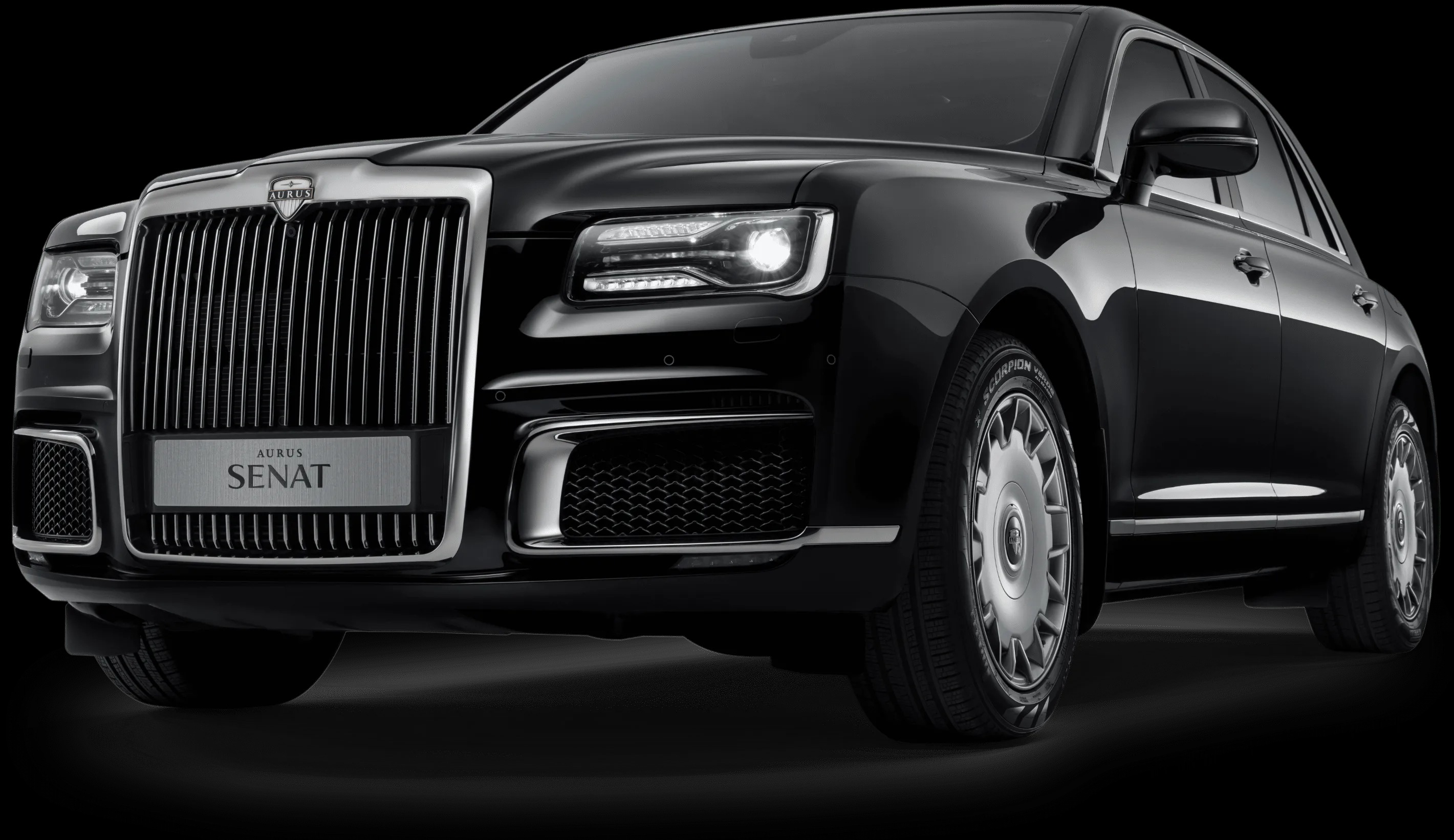 Aurus к концу года экономит на всём: новые кузова от Sollers не поступают, десятки Aurus ждут ...