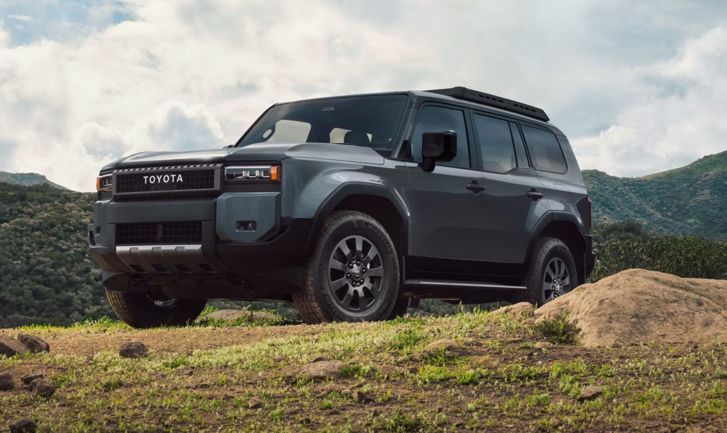 Toyota Land Cruiser и Toyota RAV4 превратятся в электромобили