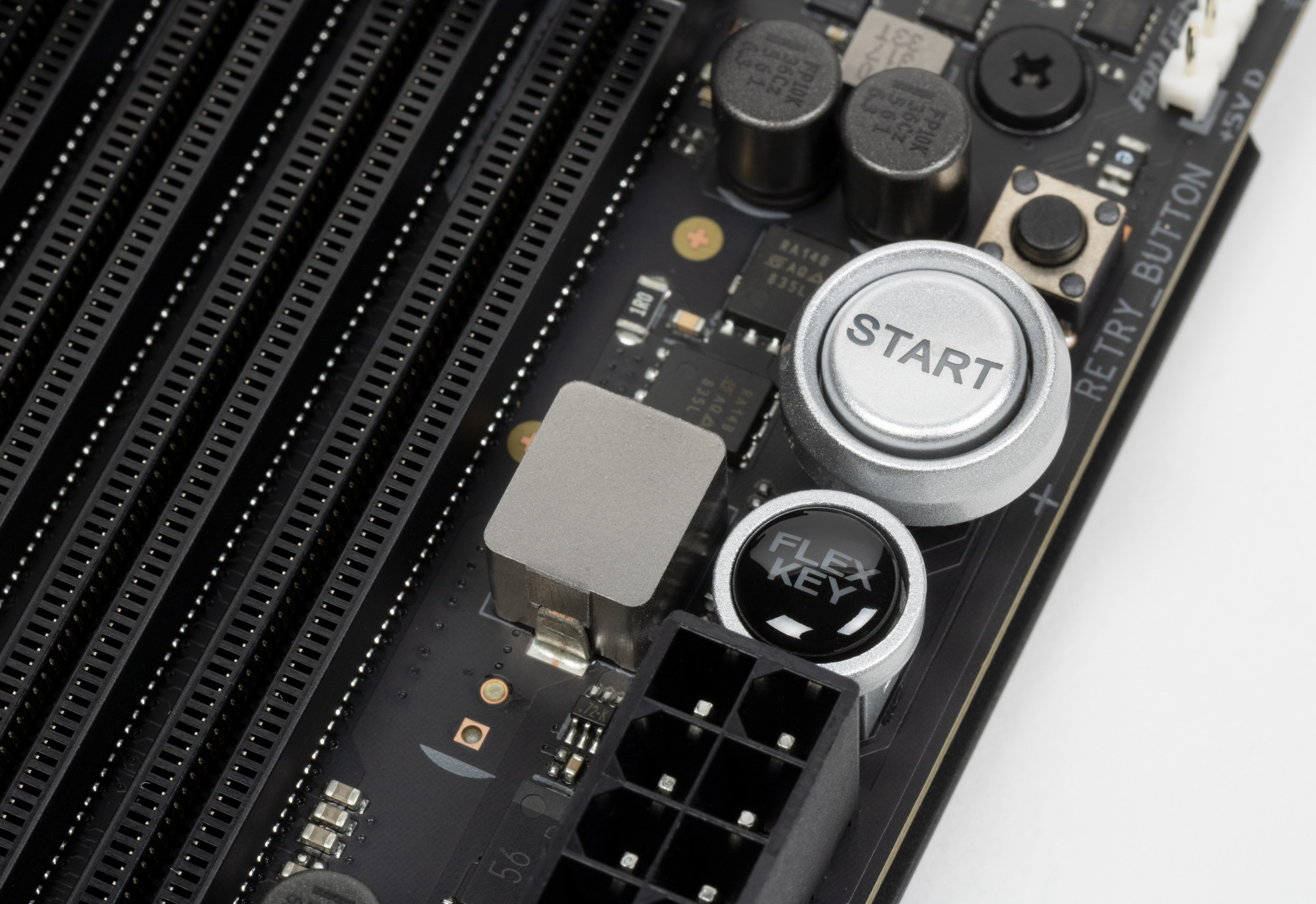 Обзор материнской платы Asus ROG Maximus Z790 Dark Hero на чипсете ...