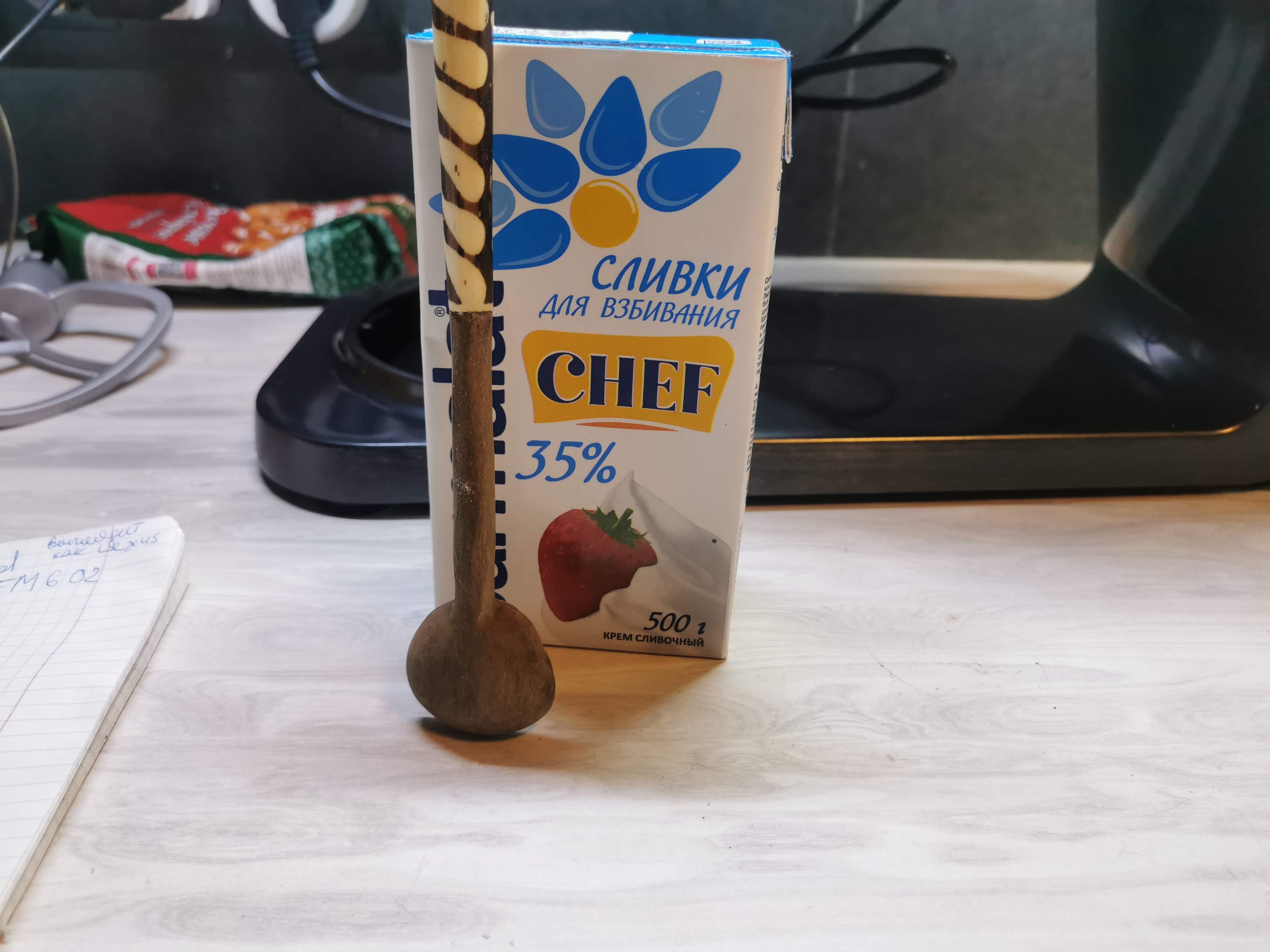 Обзор планетарного миксера Redmond FM602