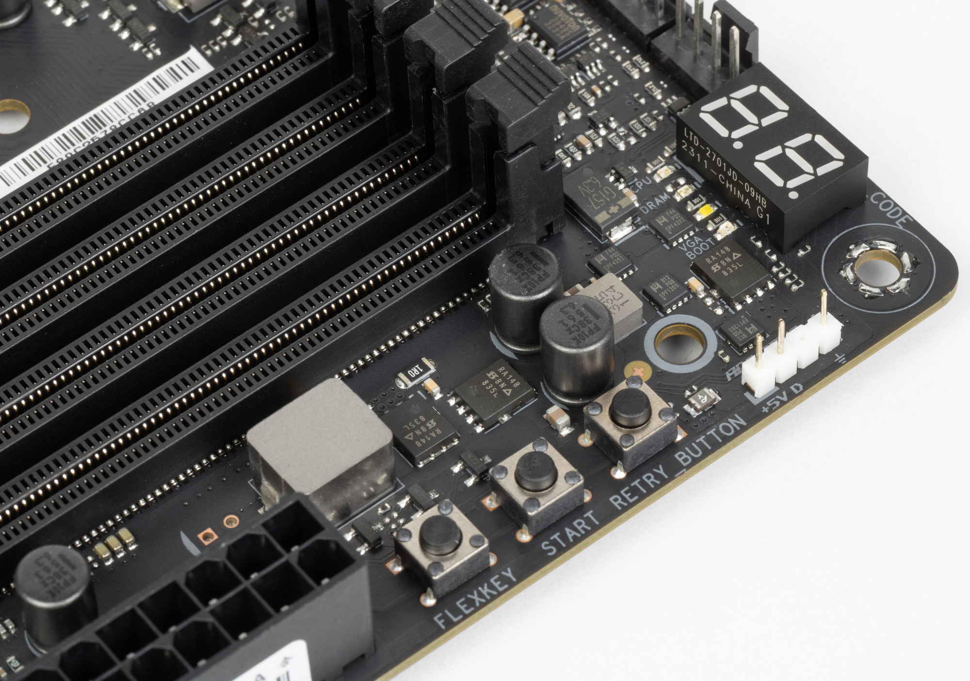 Обзор материнской платы Asus ROG Maximus Z790 Formula на чипсете Intel Z790