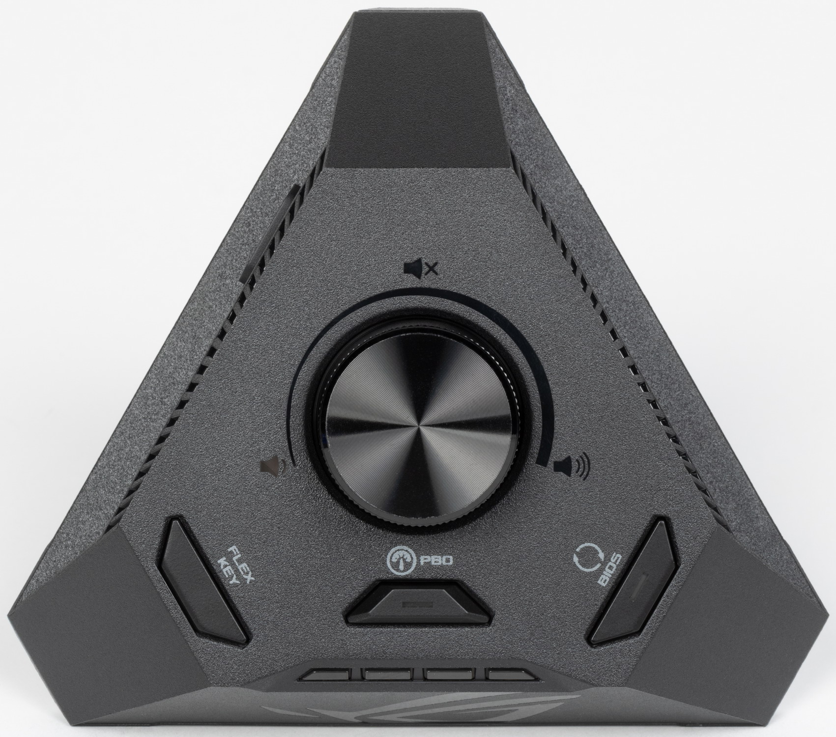 Обзор материнской платы Asus ROG Strix X670E-I Gaming WiFi форм-фактора ...