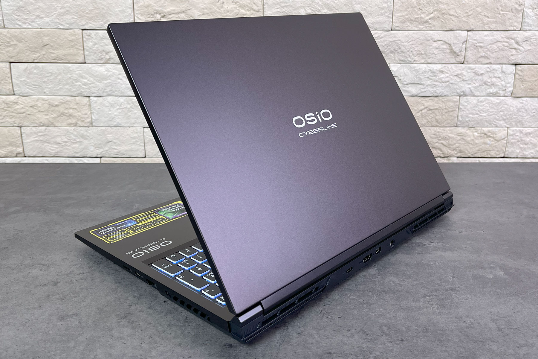 Обзор игрового ноутбука OSiO CyberLine C160i: старшая модель нового ...