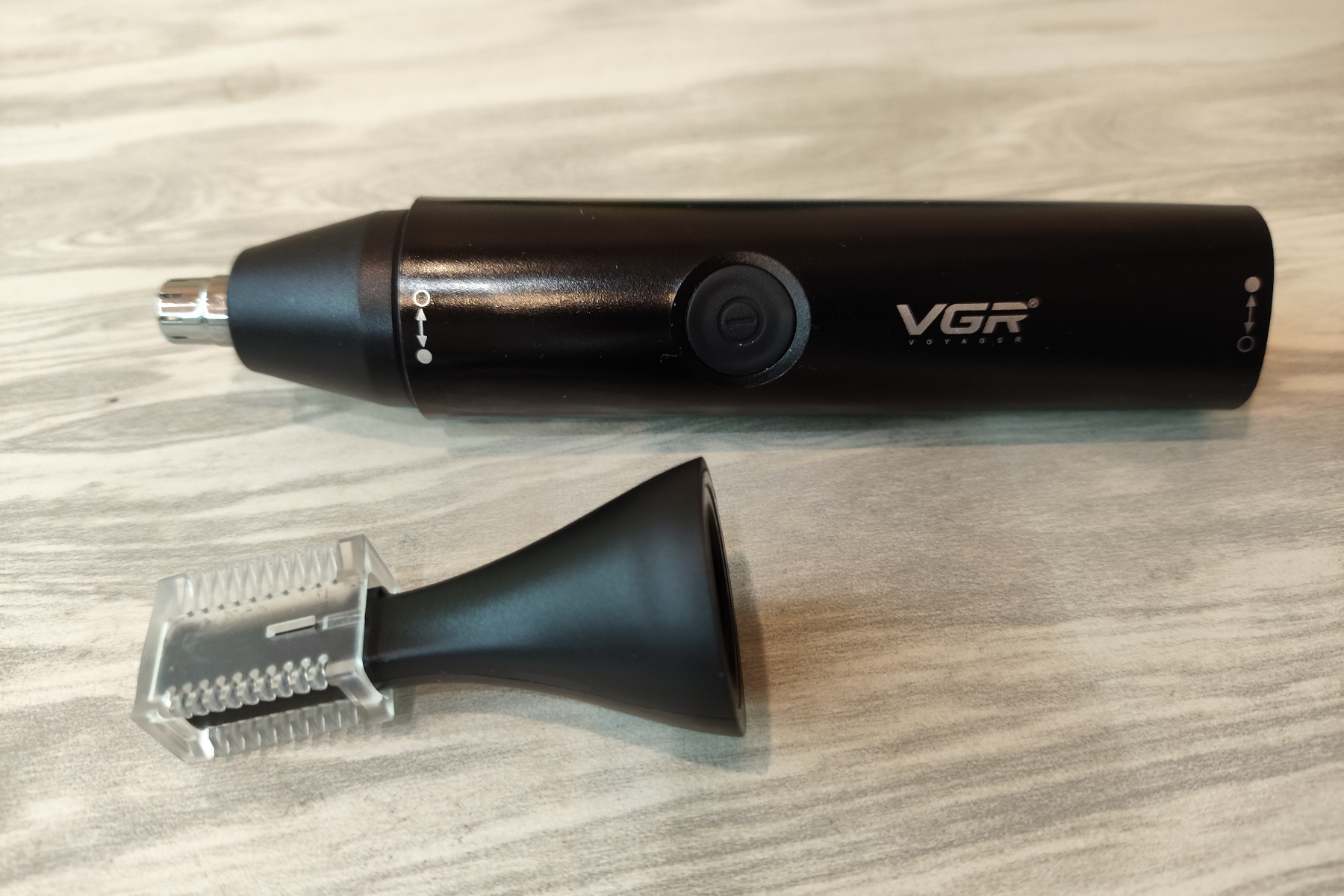 Обзор компактного триммера для носа VGR V-613