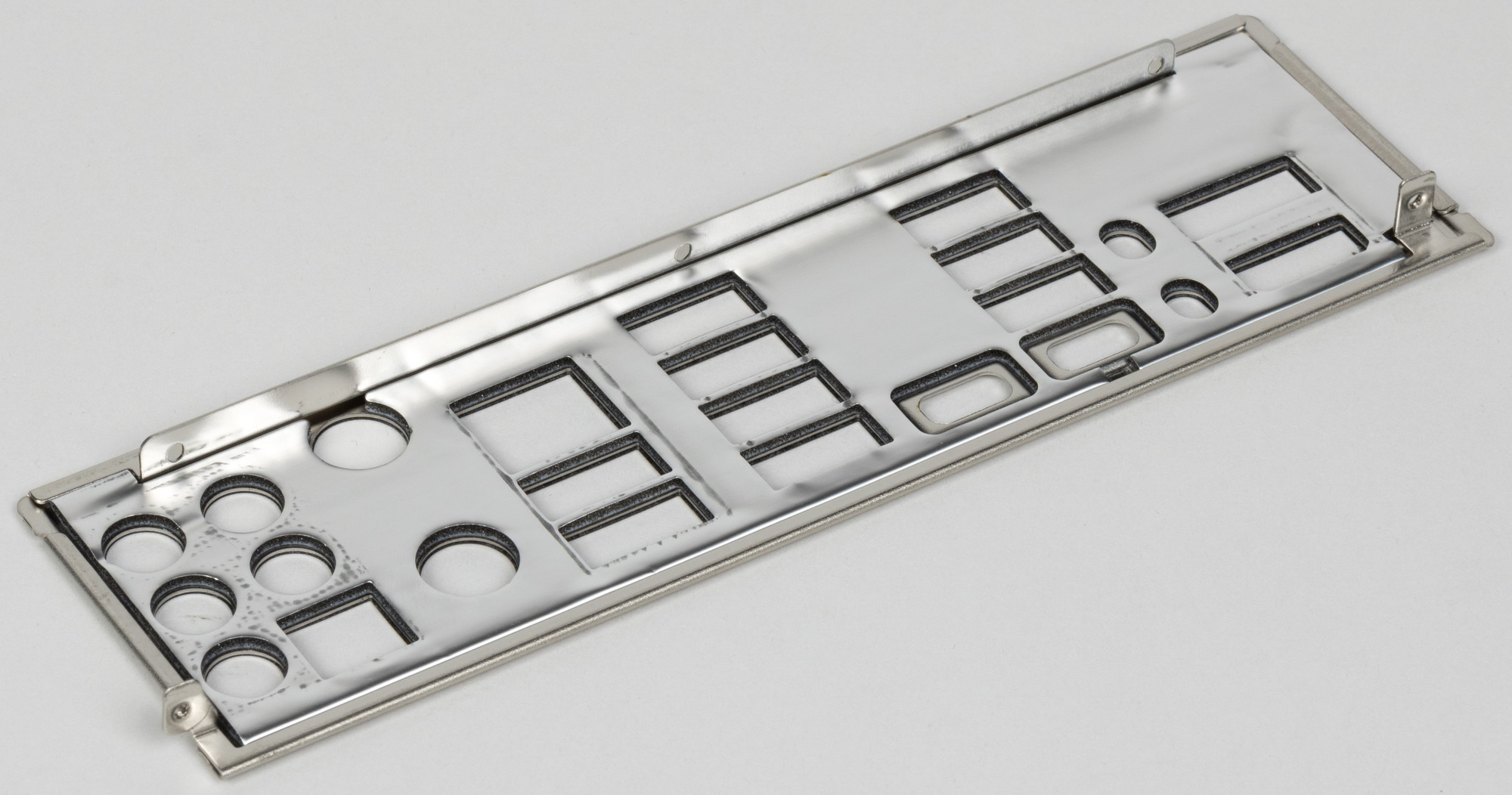 Обзор материнской платы Maxsun iCraft Z890 Pacific на чипсете Intel Z890