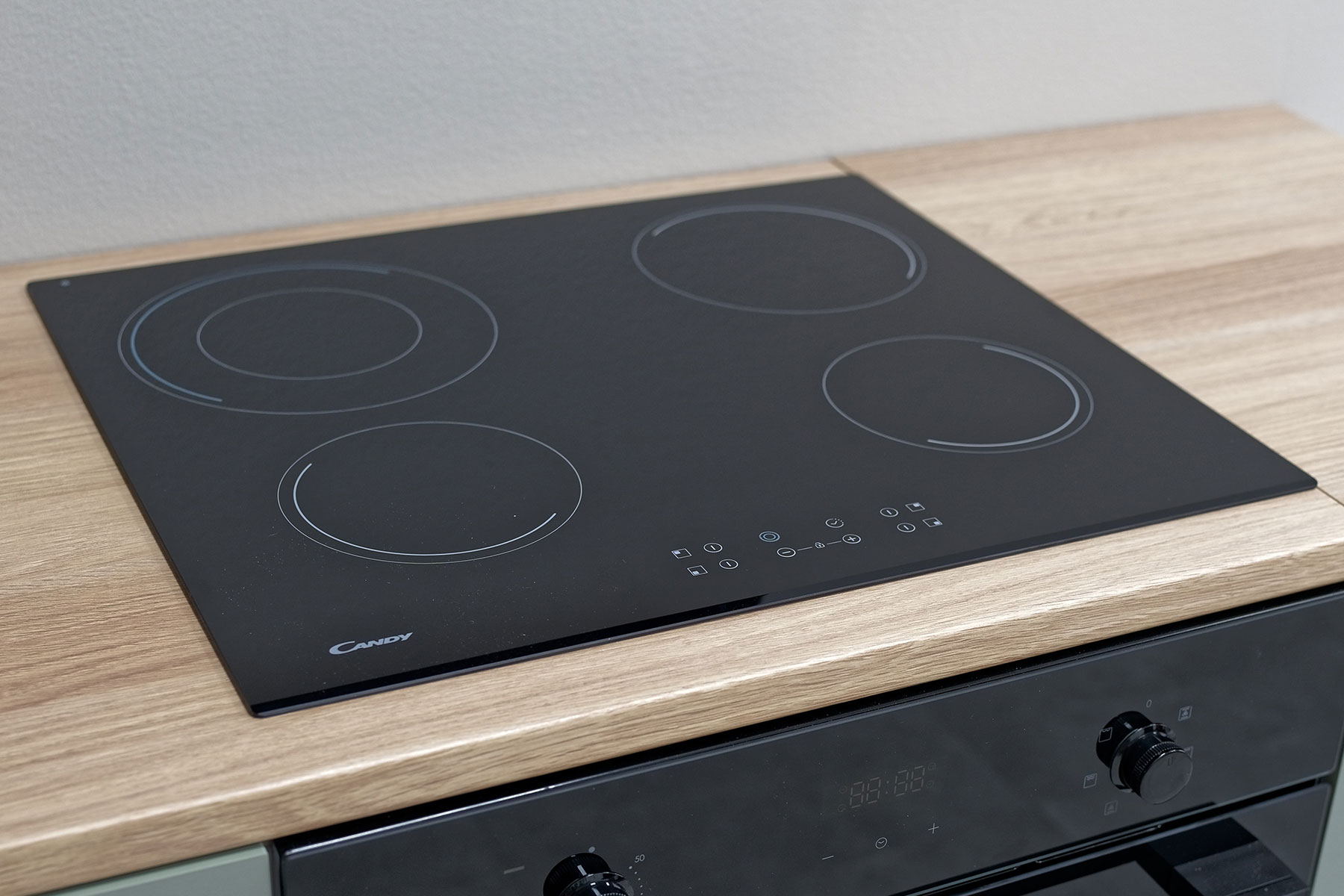 Обзор встраиваемой варочной панели Candy CH64DVT