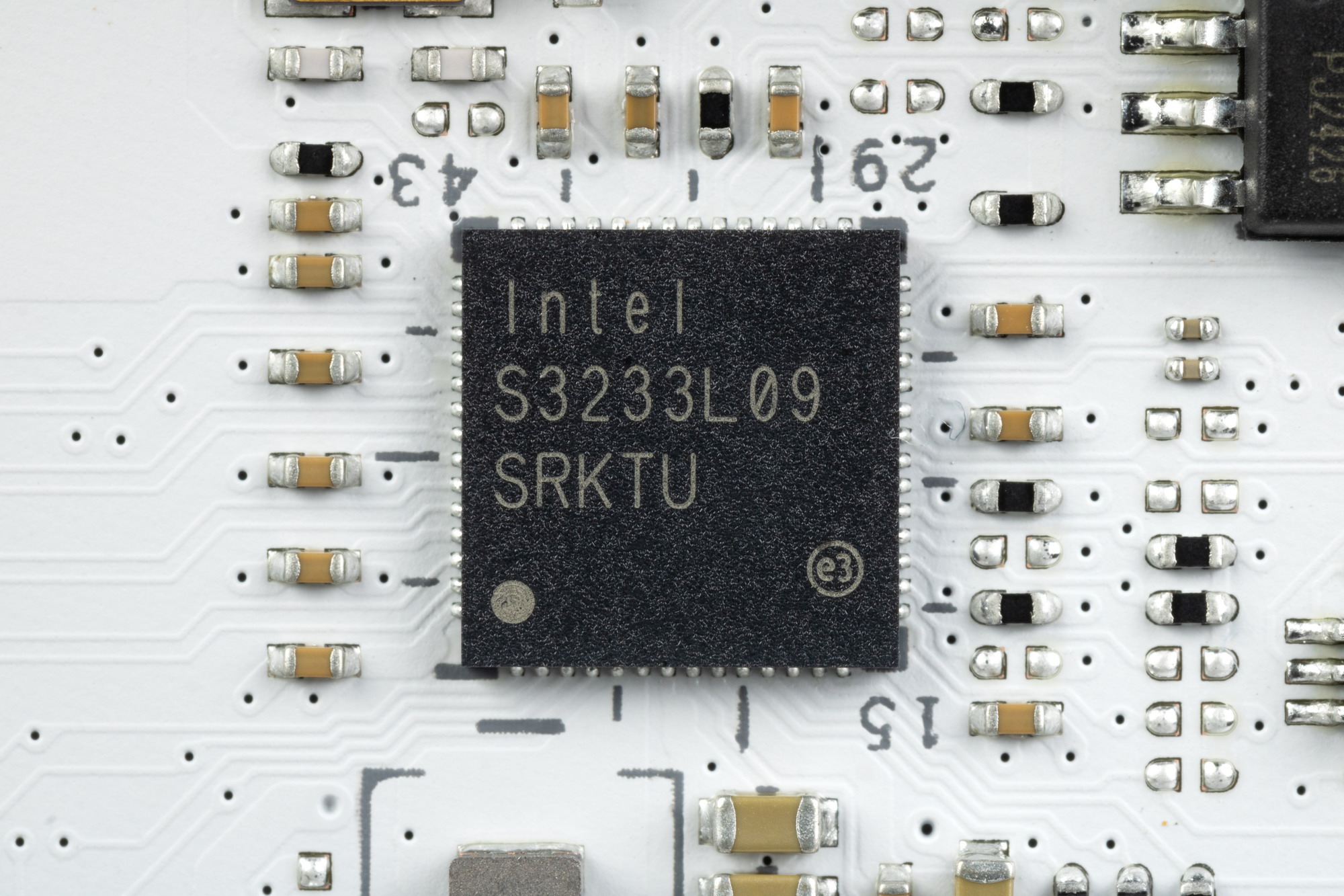 Обзор материнской платы Asus TUF Gaming Z890-Pro WiFi на чипсете Intel Z890