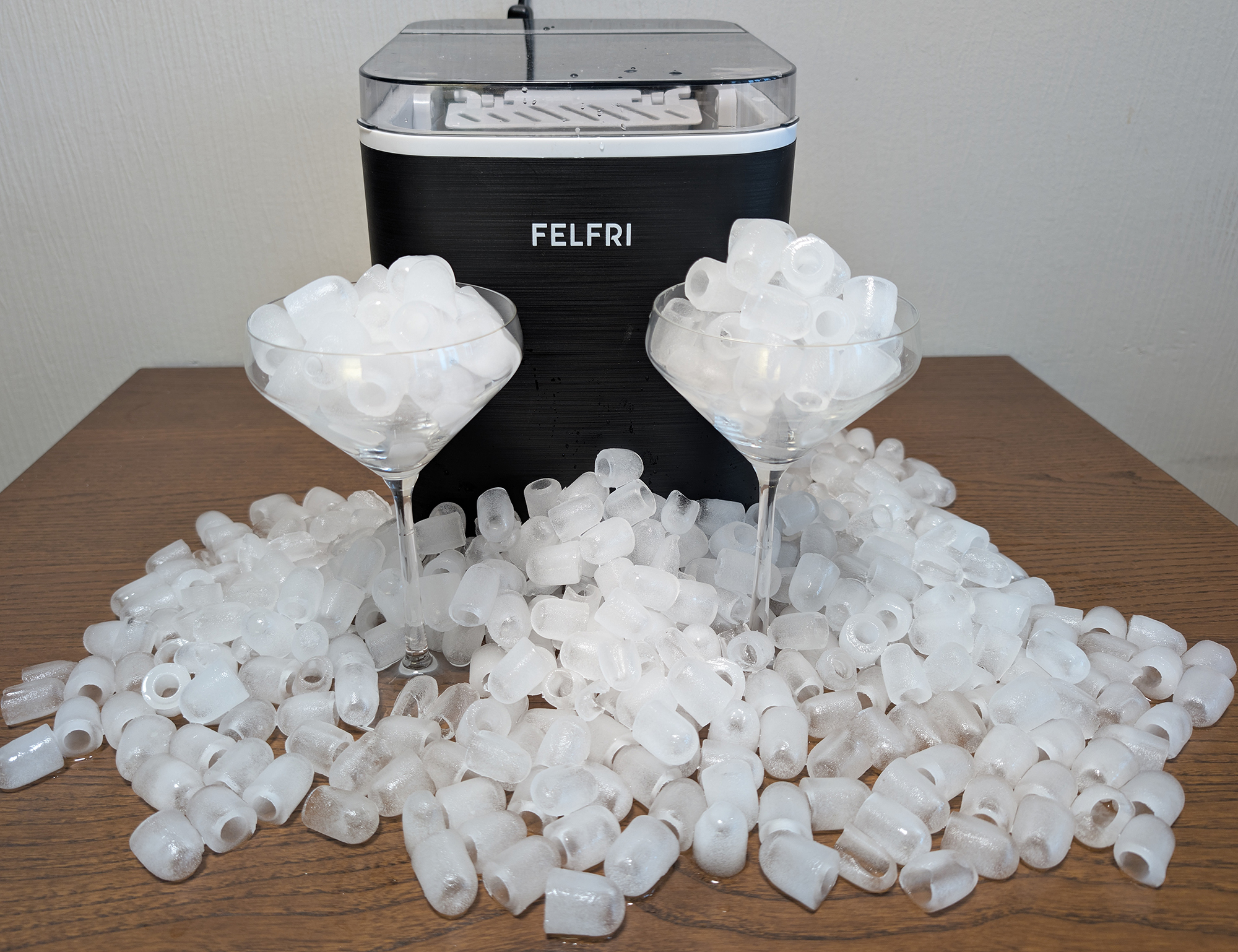 Бытовая техника для вина: чем открыть, как правильно хранить и как подавать вино?