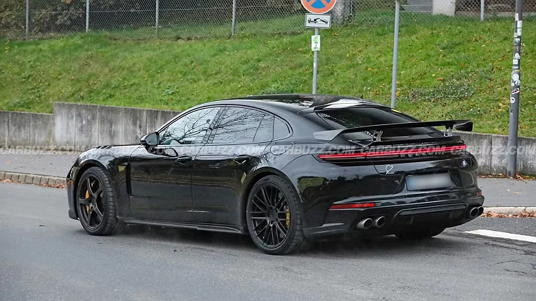 800-сильный Porsche Panamera Turbo GT потягается с 1500-сильным Xiaomi SU7 Ultra