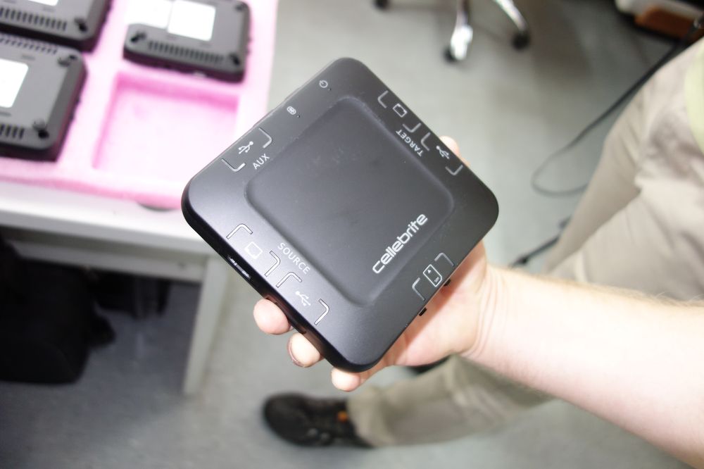 Кому нужны Cellebrite в России?