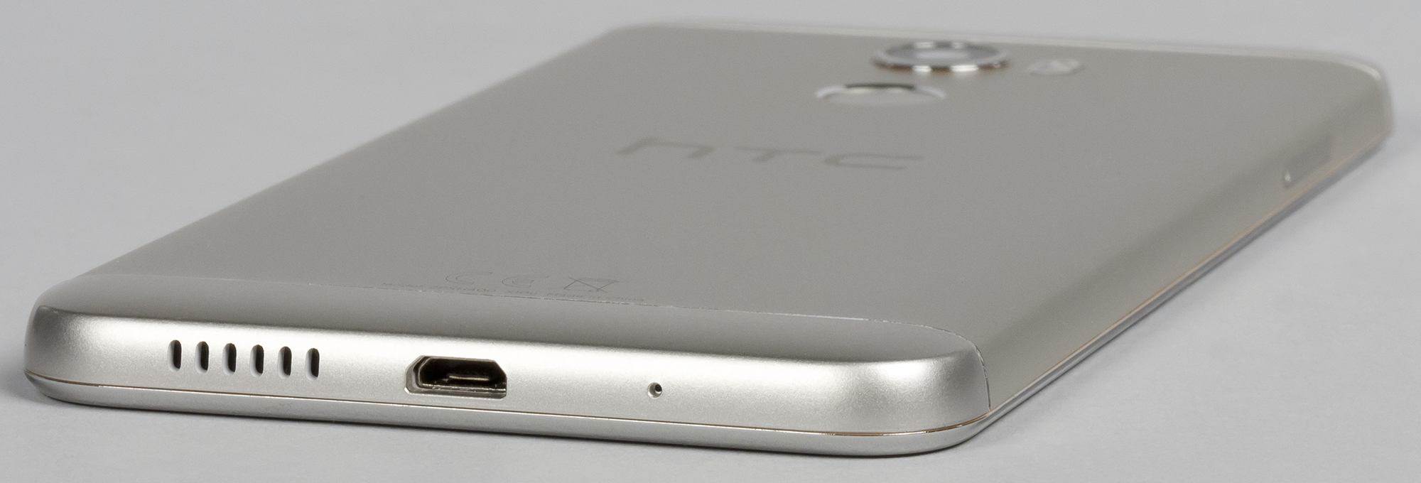 Смартфон HTC One X10