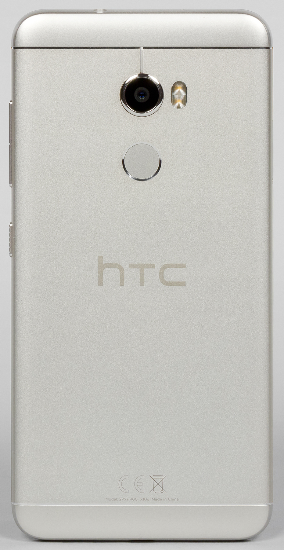 Смартфон HTC One X10