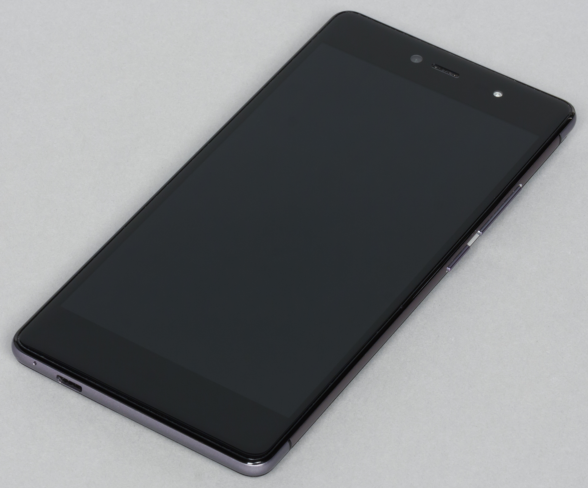 Смартфон Micromax Canvas 5 (E481)