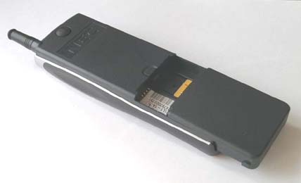 Обзор GSM-телефона NEC DB2000