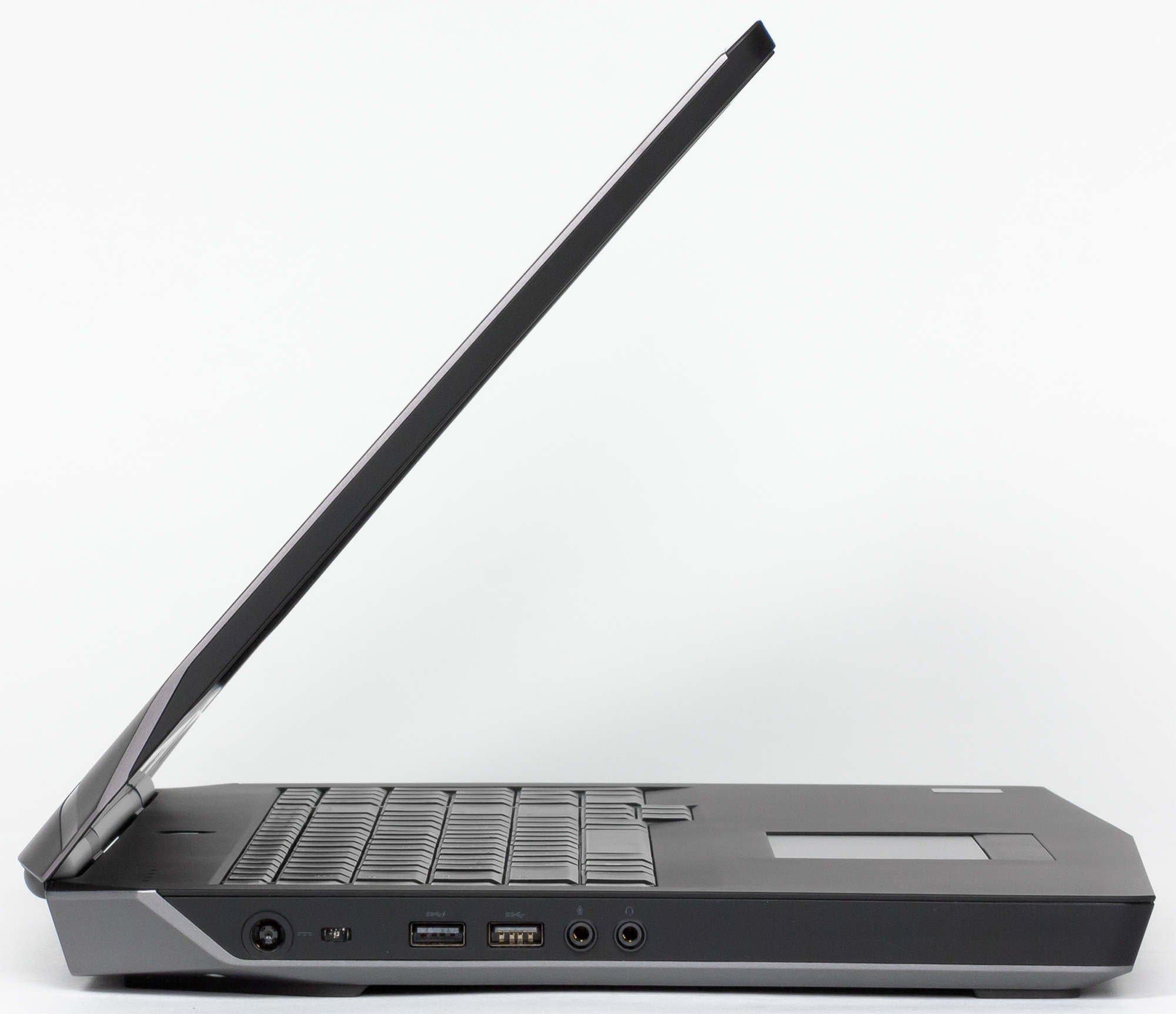 Игровой ноутбук Alienware 17 R2