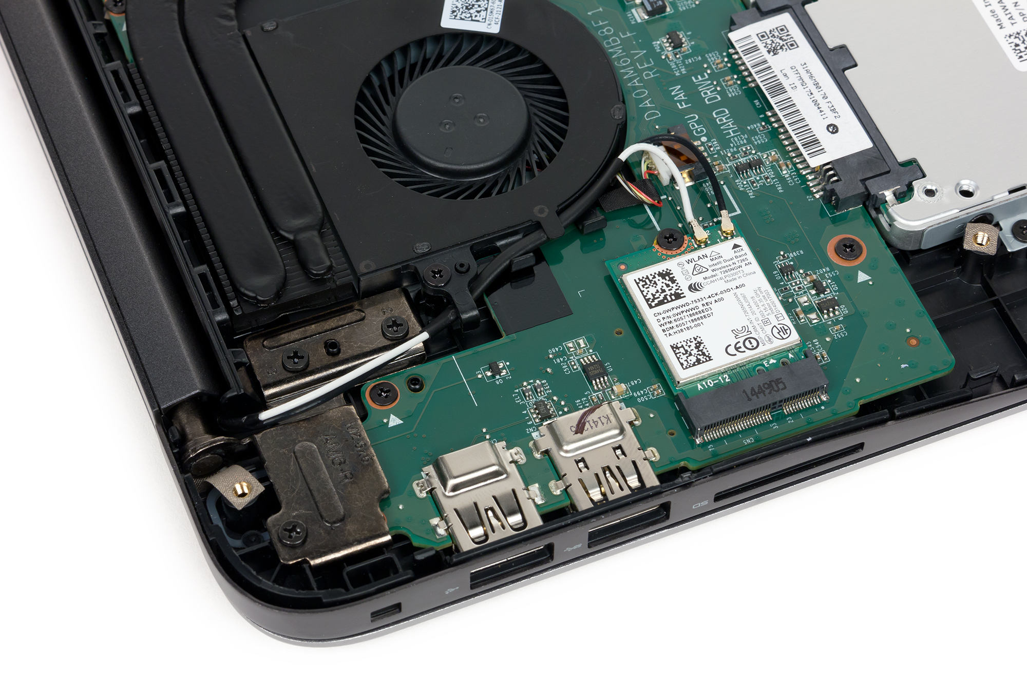 Ноутбук Dell Inspiron 15 7548