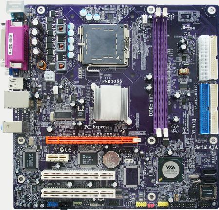 ECS P4M900T-M: предельно недорогая плата с поддержкой 4-ядерных CPU