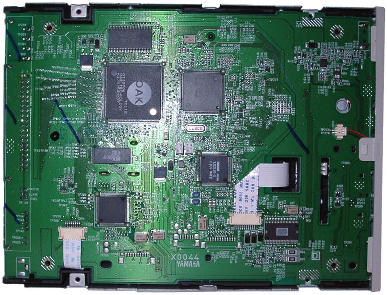 Yamaha CRW2200E-VK & Ricoh MP7200A-DP